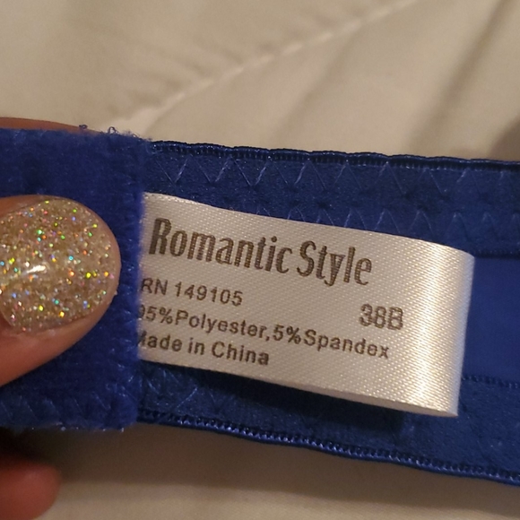 Romantic Style | Intimates & Sleepwear | New Romantic Style Bra Set Of ...